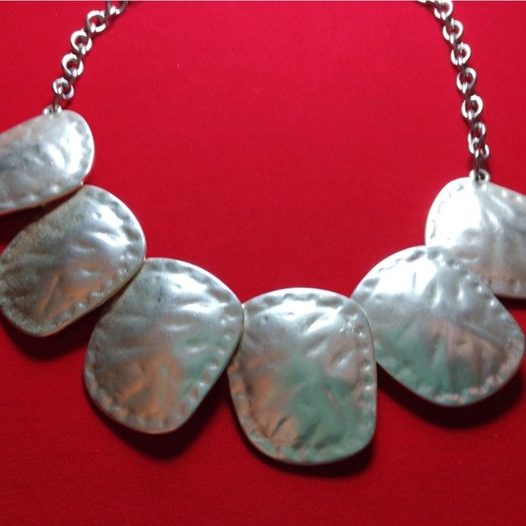 Cookie Lee | Jewelry | Vintage Cookie Lee Hammered Squares Silvertone ...